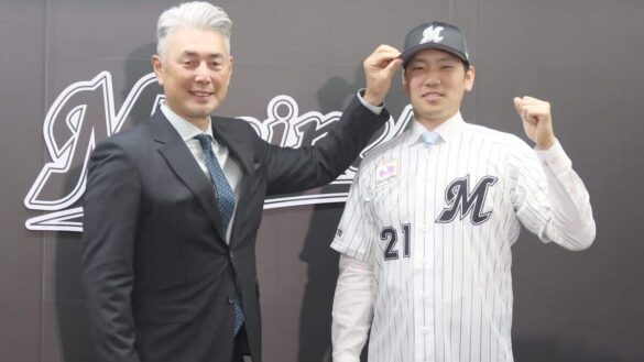 Japanese Baseball | JapanBall.com